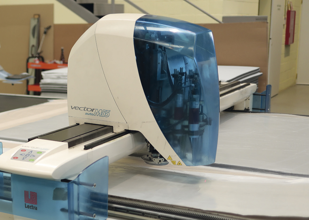 Metacort – Tapicería de automoción I Corte textil industrial